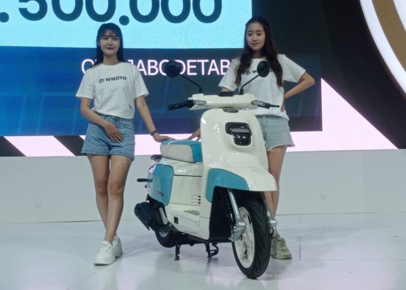 MForce Indonesia Luncurkan Dua Motor Baru: Wmoto Swiftbee dan Zeeho AE4 ...