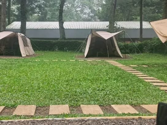 Camping Seru di Heha Waterfall Bogor: Glamping Ala Korea di Tengah Alam Asri