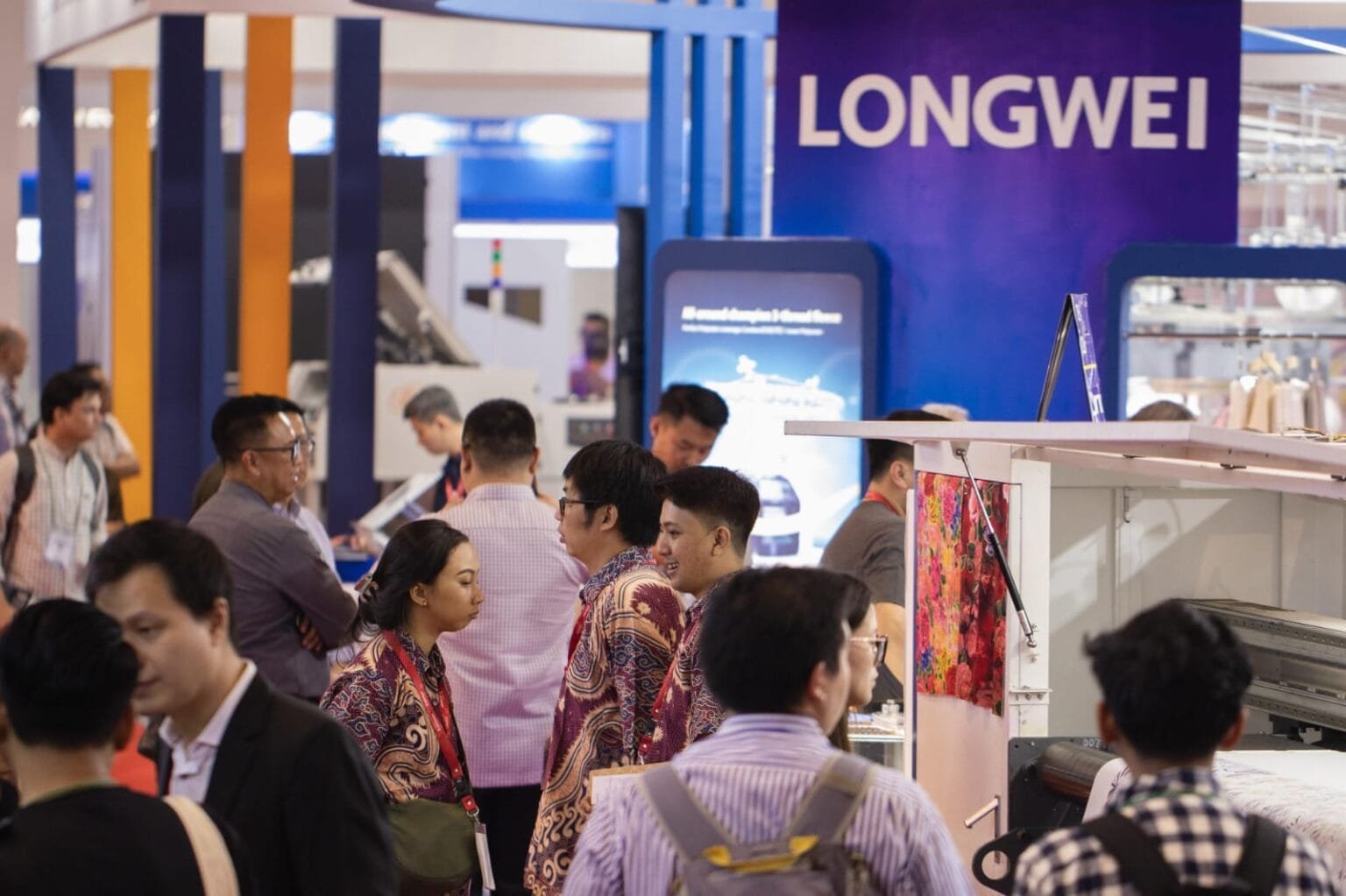 Industri Tekstil Bangkit! INATEX & Indo Intertex 2025 Hadirkan Inovasi ...